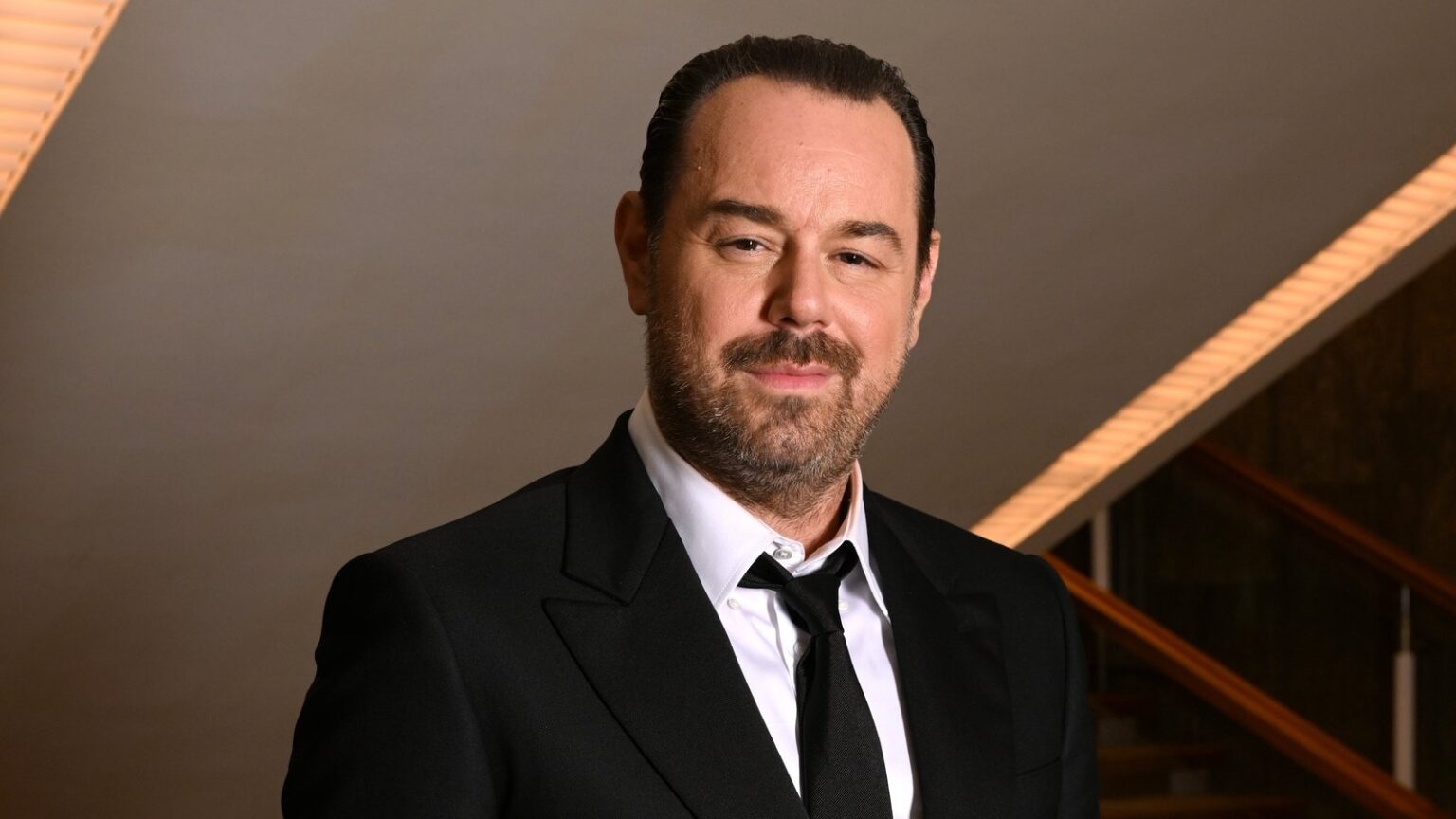 Danny Dyer sier at Bafta Win var 'veldig emosjonelt øyeblikk etter 35 ...